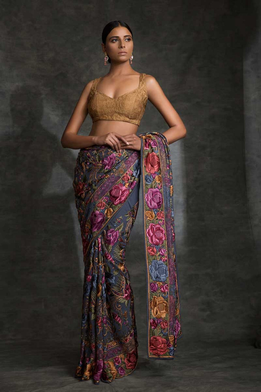 Dress365days Blog | Chikanakri and Parsi Gara Clothing